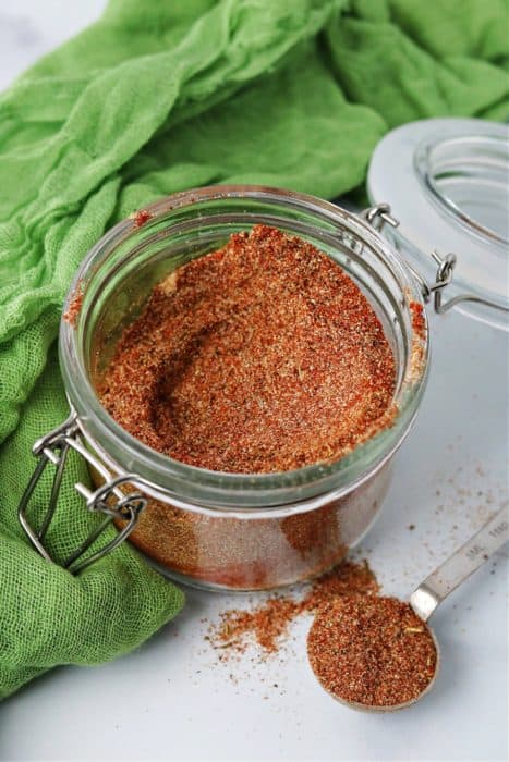 Best Chicken Rub Recipe - Dr. Davinah's Eats